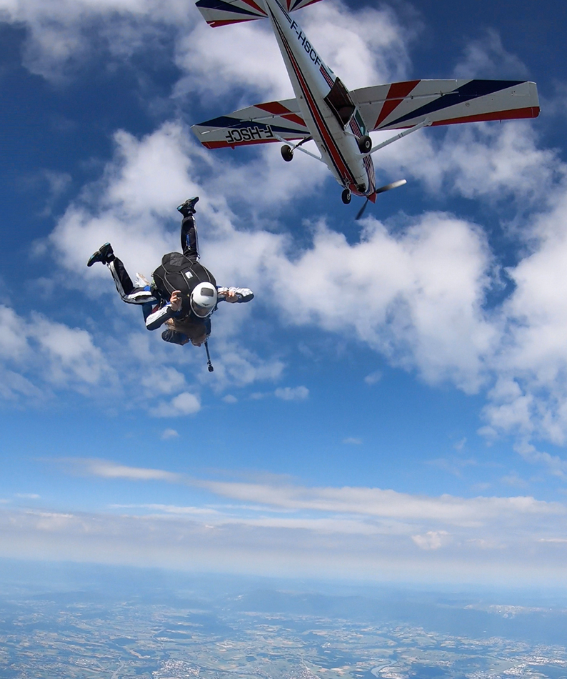 Parachutisme 74 | Expérience aux portes du ciel